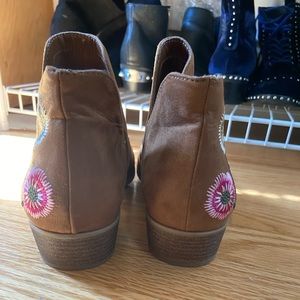 Indigo | Shoes | Brown Floral Ankle Boots | Poshmark